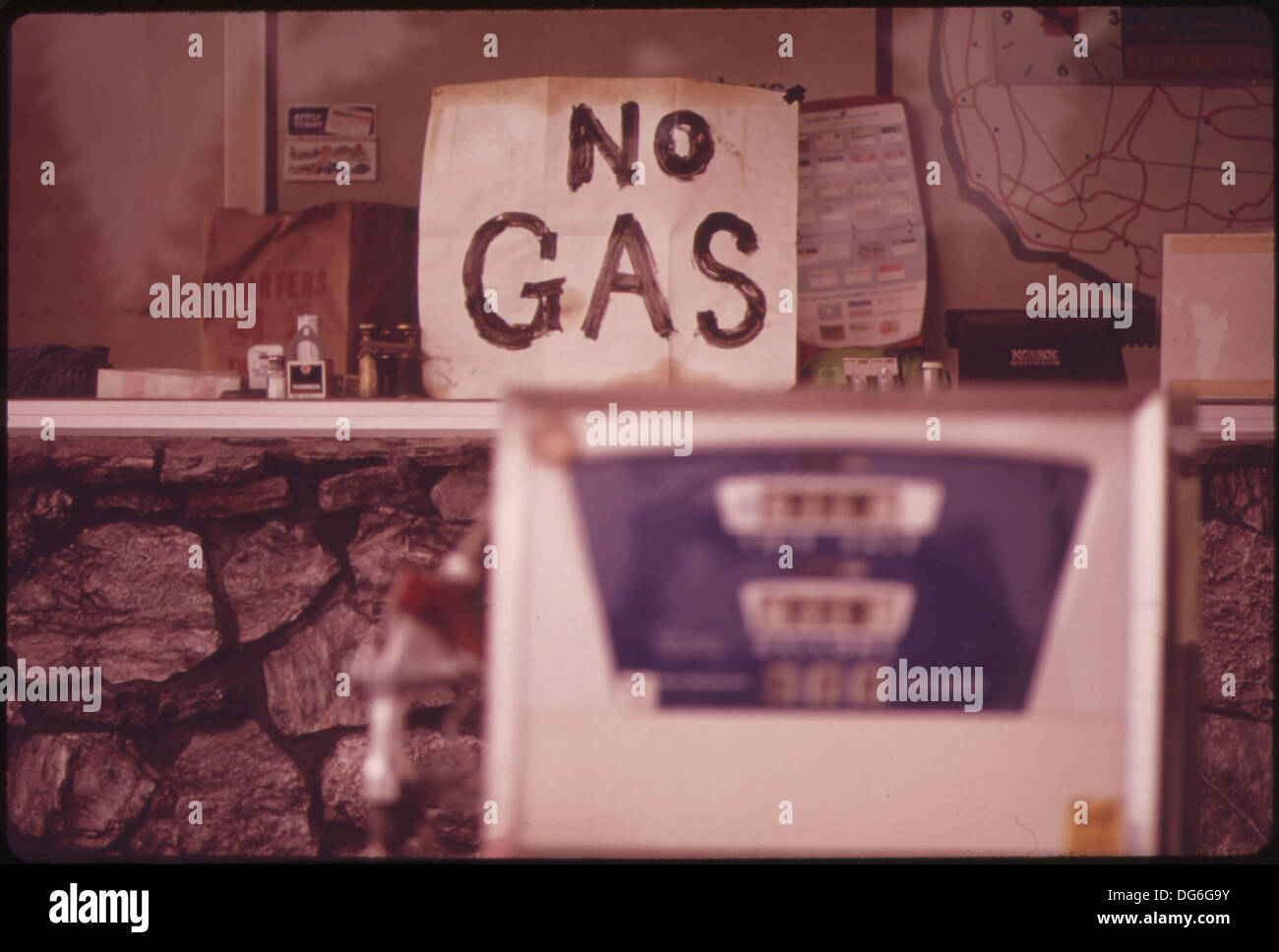 Freeway service stations hi-res stock photography and images - Alamy