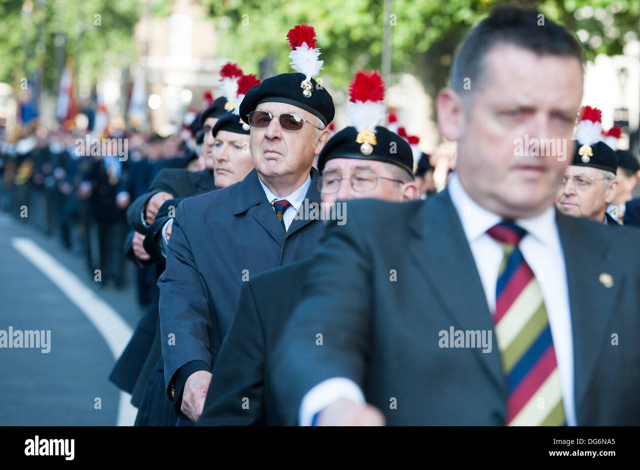 London, UK. 15th October 2013. The Save 2nd Battalion The Royal ...