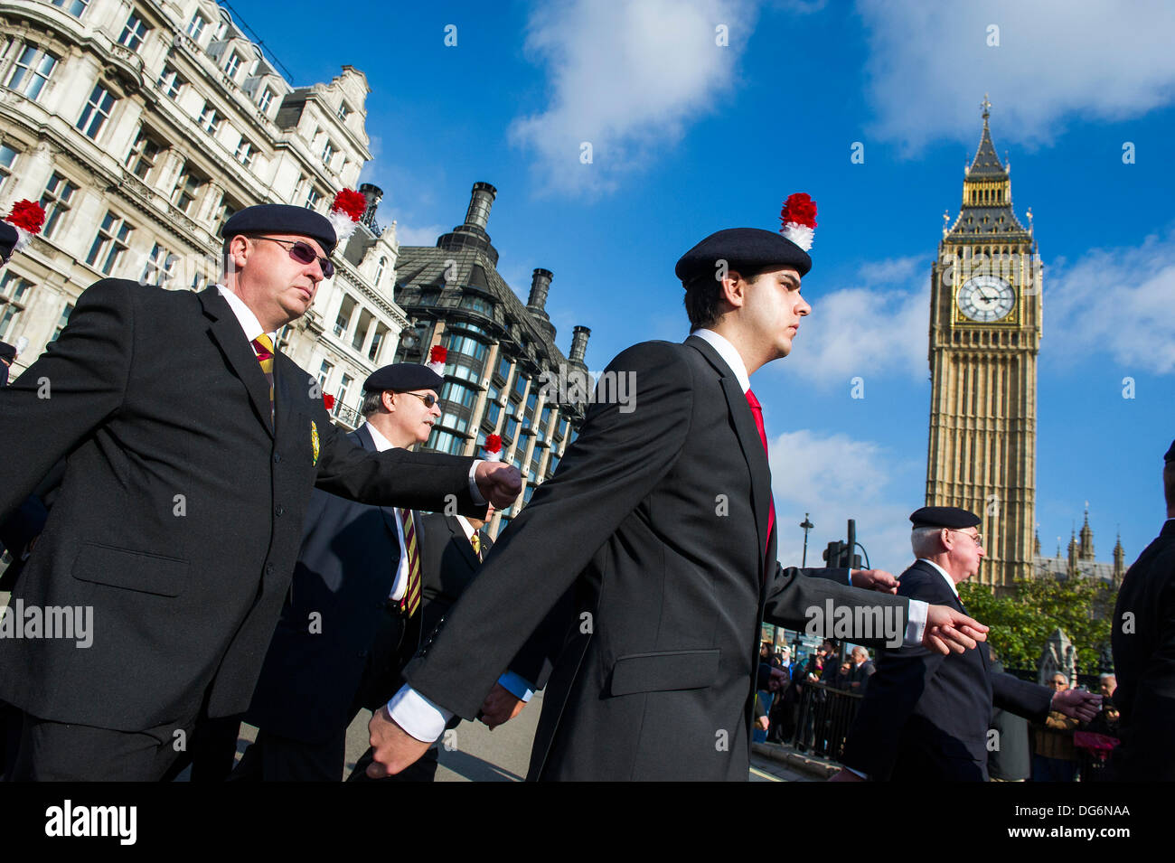 Royal regiment fusiliers 2rrf hi-res stock photography and images - Alamy