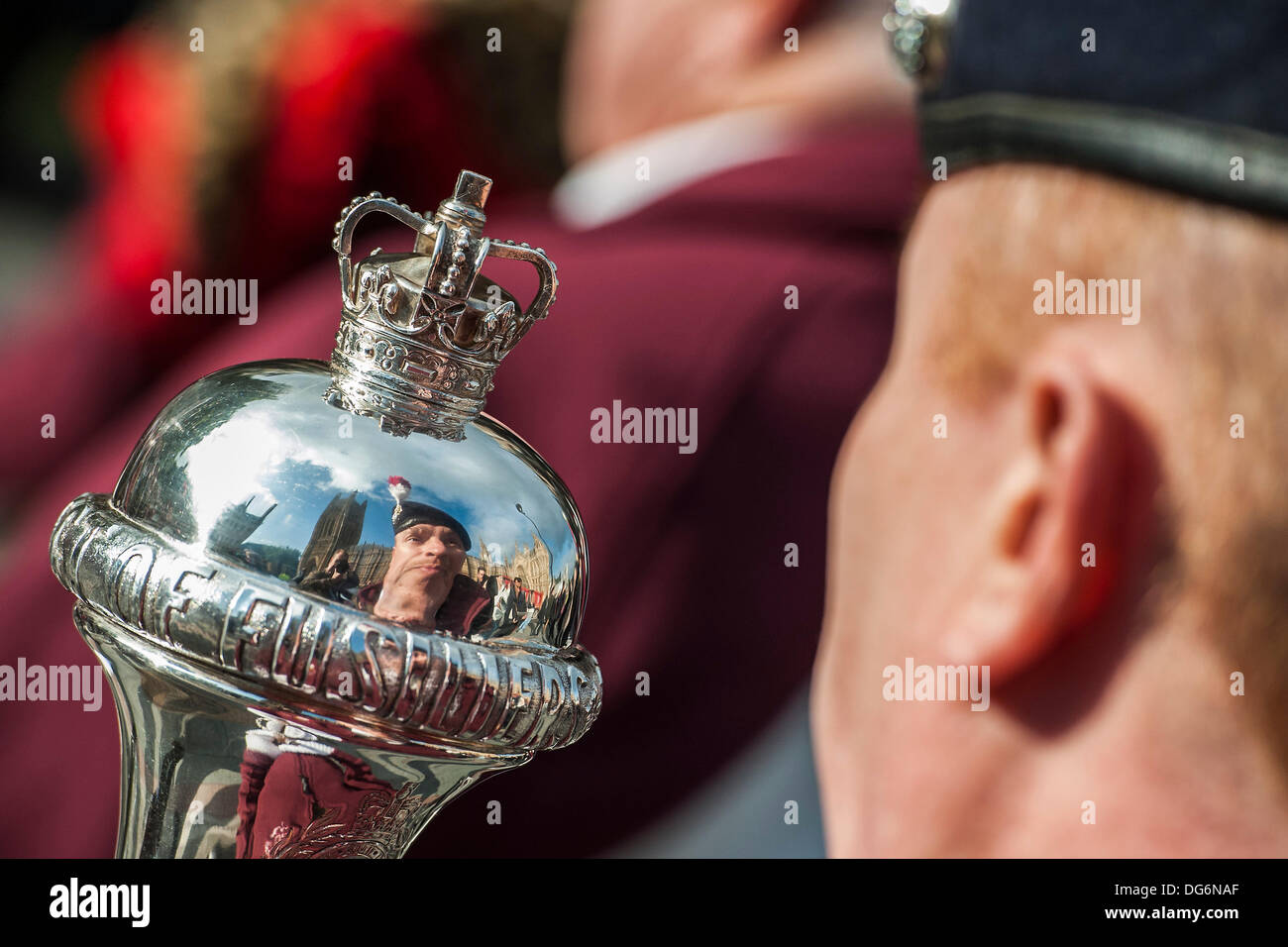Royal regiment fusiliers 2rrf hi-res stock photography and images - Alamy