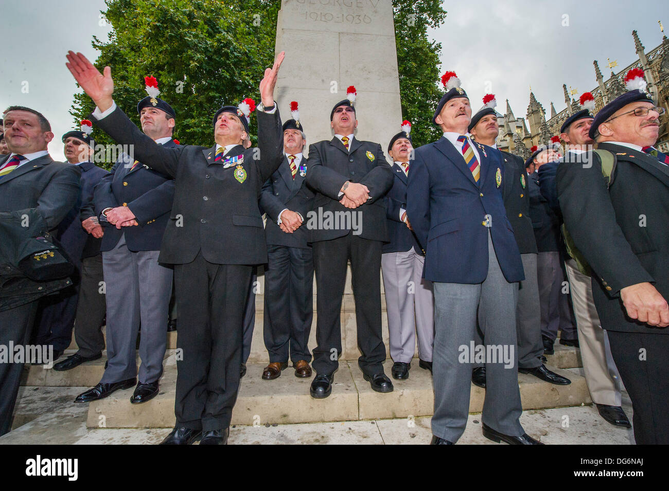 London, UK. 15th October 2013. The Save 2nd Battalion The Royal ...