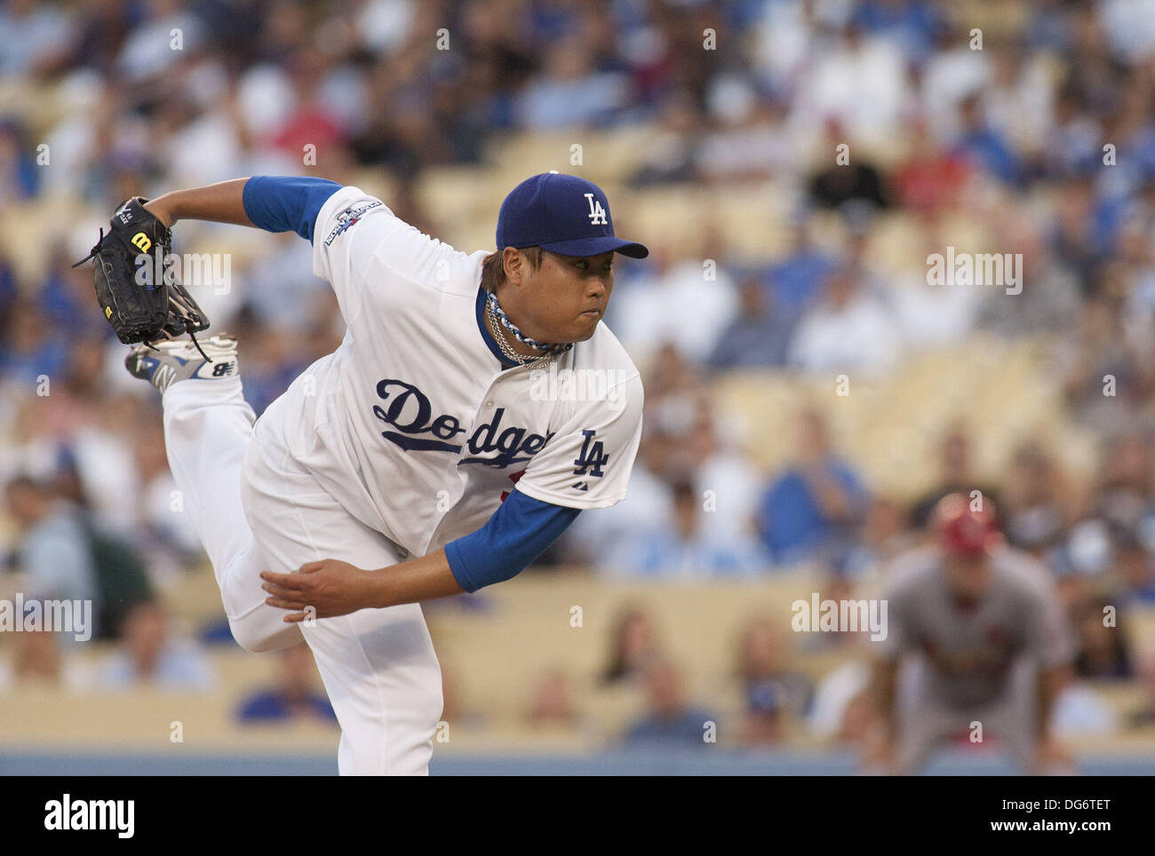 Los Angeles, CALIFORNIA, USA. 14th Oct, 2013. Pitcher Hyun-Jin Ryu #99 ...