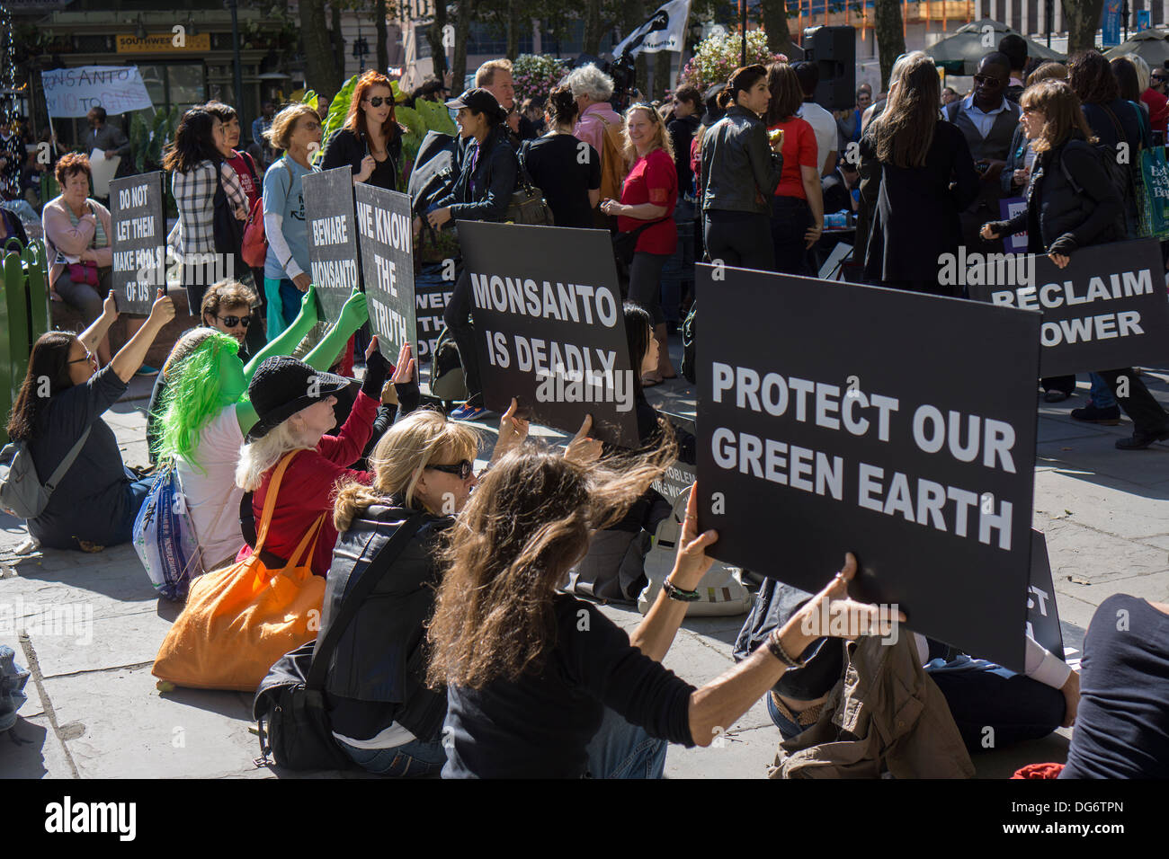 Genetic engineered crops hi-res stock photography and images - Alamy