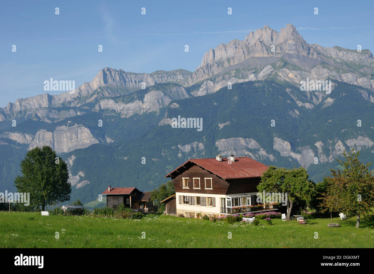 Cordon village hi-res stock photography and images - Alamy