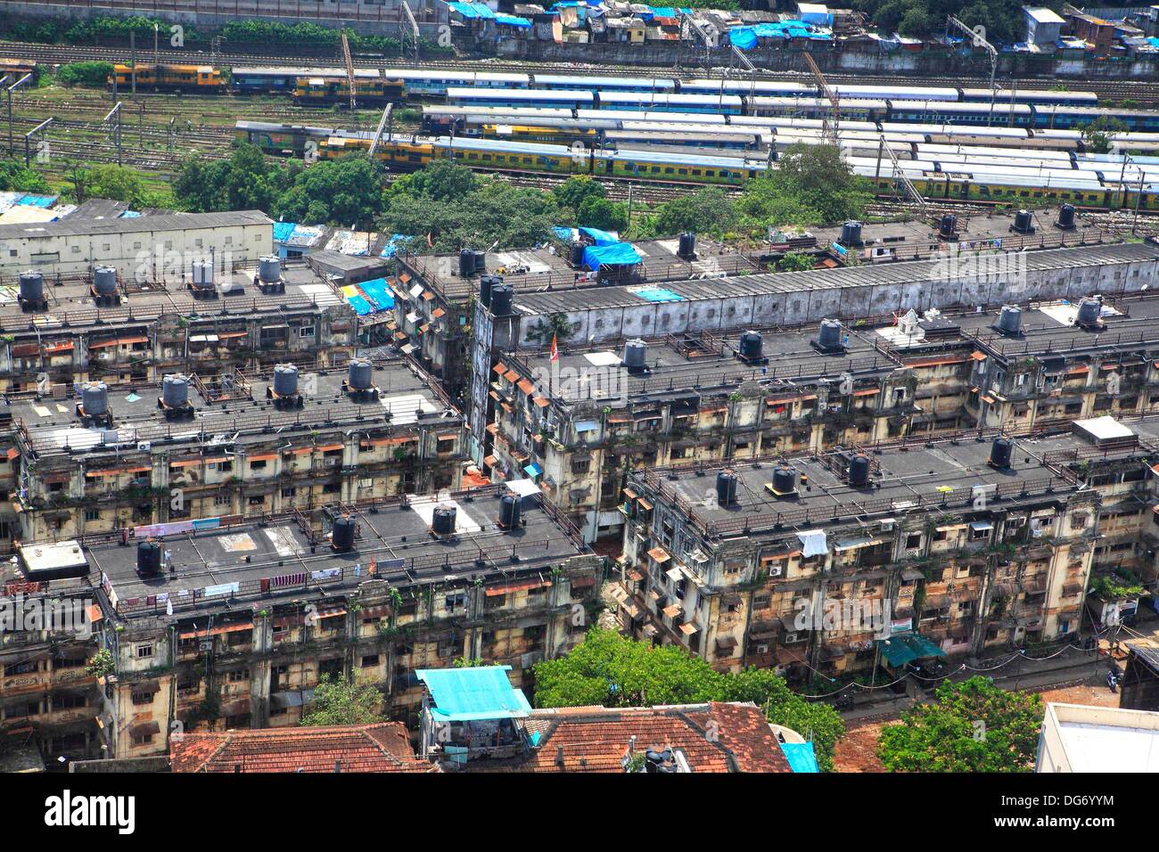 Chawl mumbai hi-res stock photography and images - Alamy