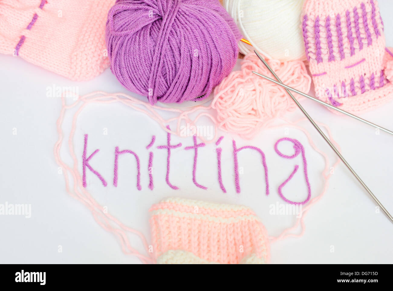 Woven crafts hi-res stock photography and images - Alamy