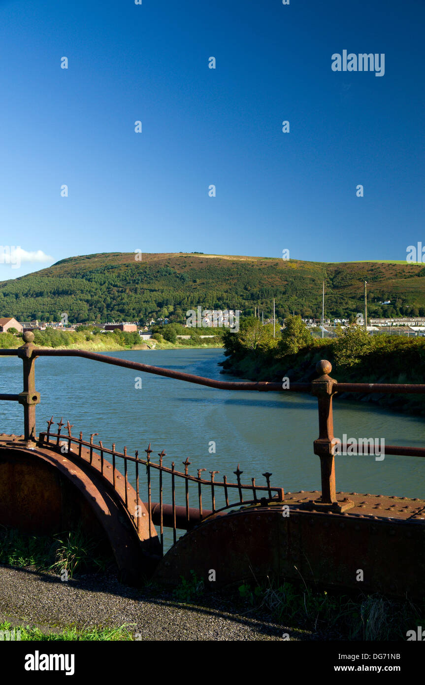 River crossing port hi-res stock photography and images - Alamy