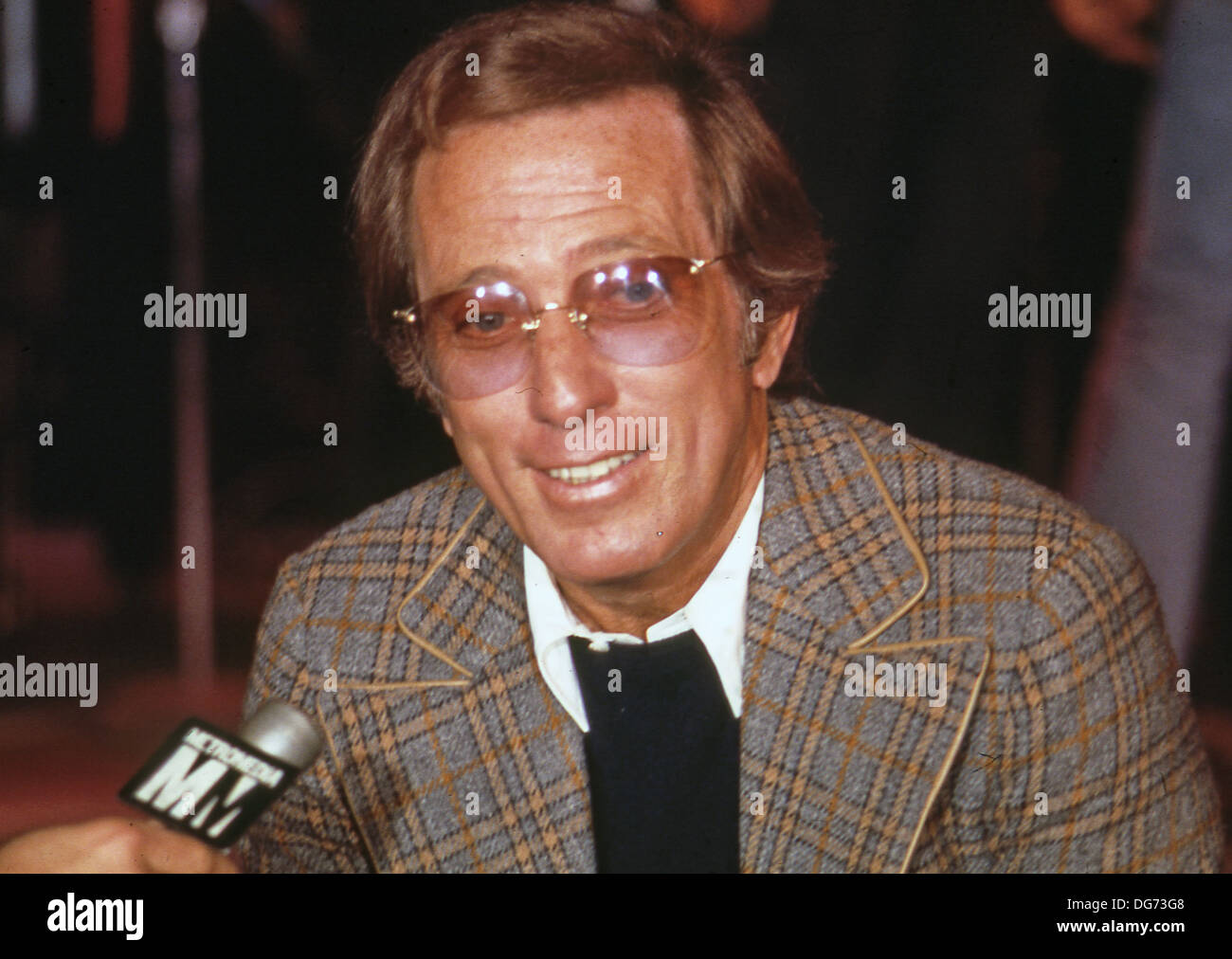 ANDY WILLIAMS (1927-2012) American singer about 1980 Stock Photo - Alamy