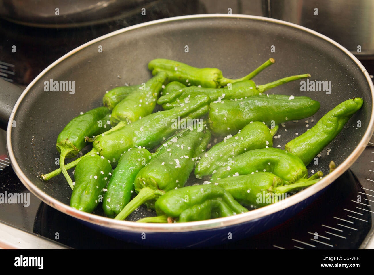 Padron chillies hi-res stock photography and images - Alamy