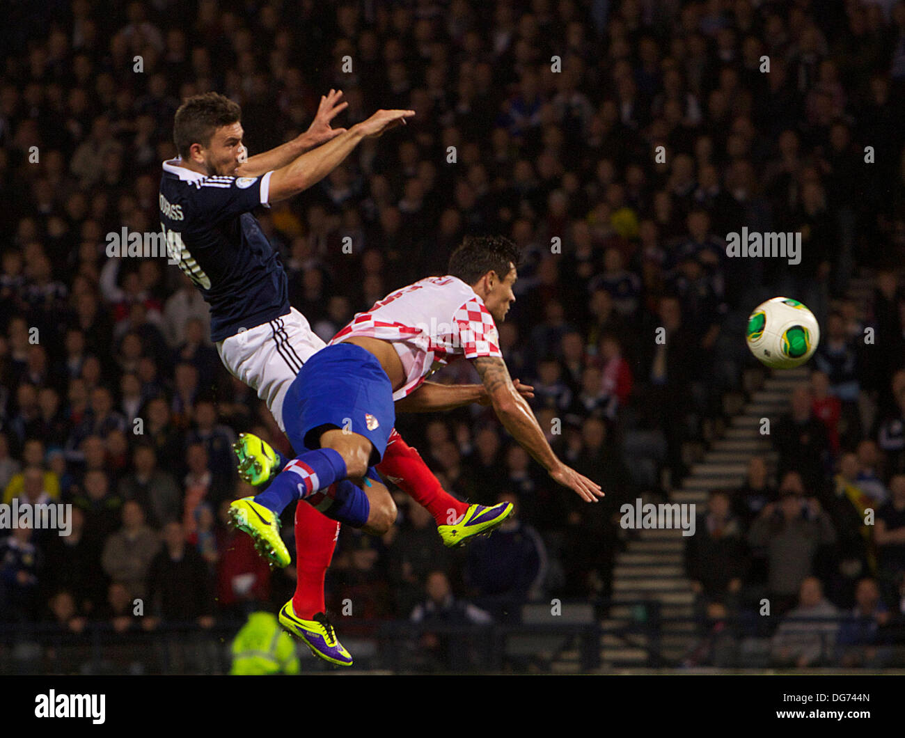 Glasgow, Scotland ROBERT SNODGRASS scores the opening goal to make it 1 ...
