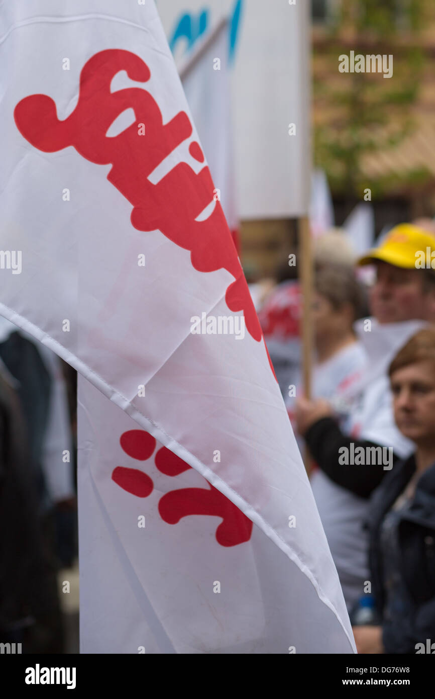 Solidarnosc flag hi-res stock photography and images - Alamy