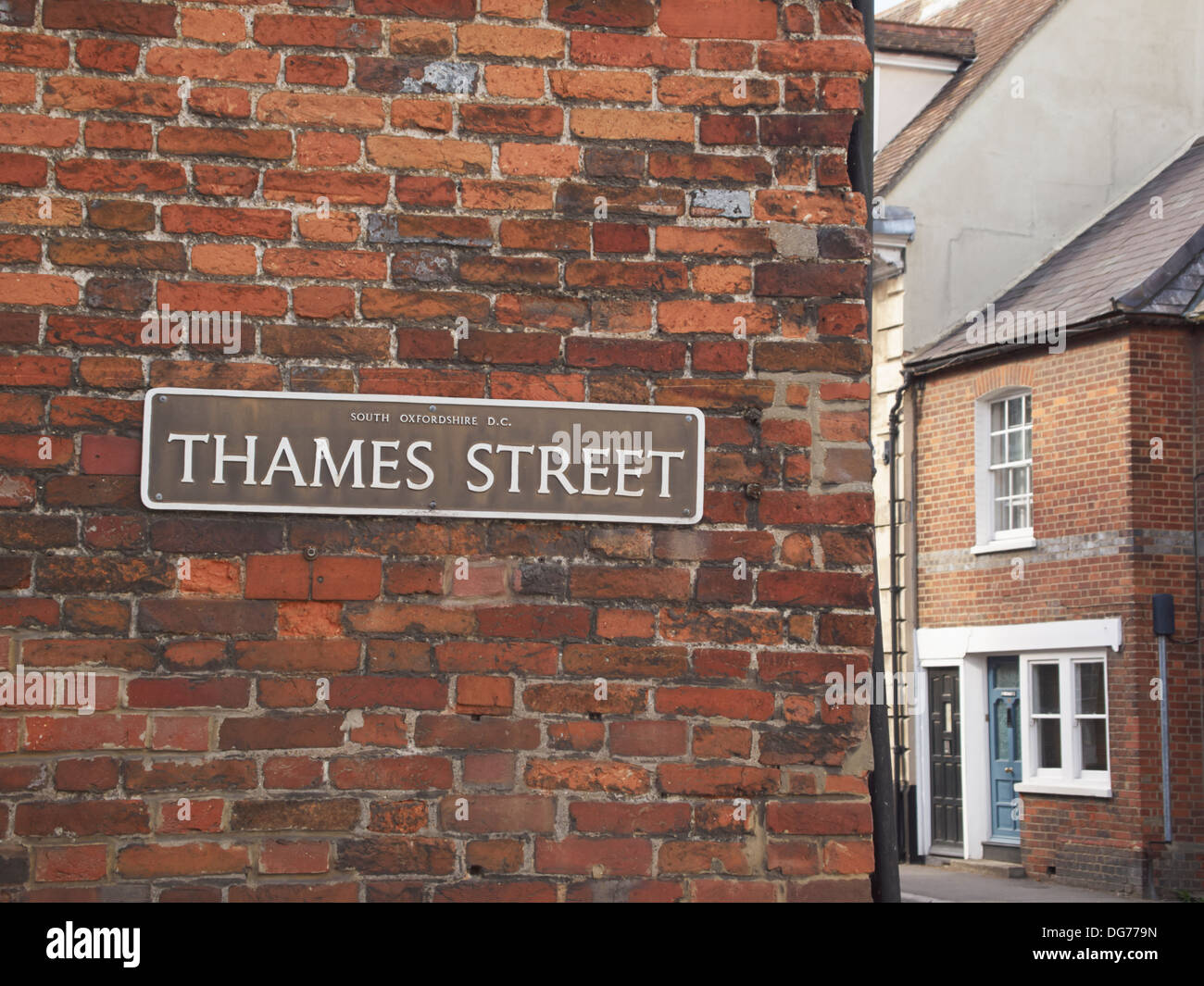 Thames street hi-res stock photography and images - Alamy