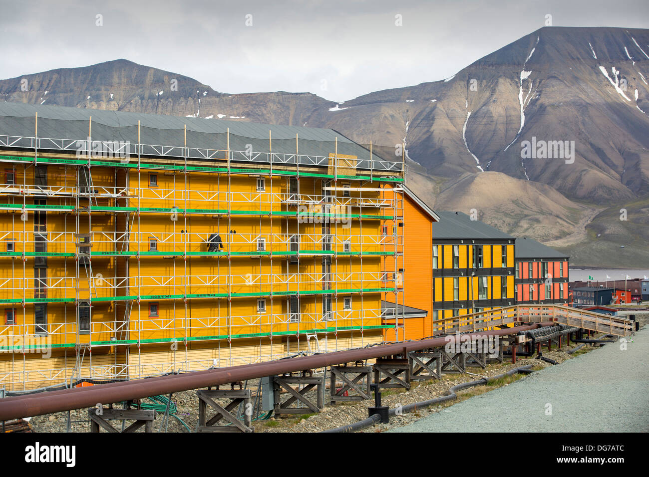 Svalbard infrastructure hi-res stock photography and images - Alamy