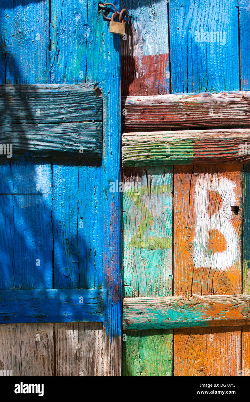 Colorful door hi-res stock photography and images - Alamy
