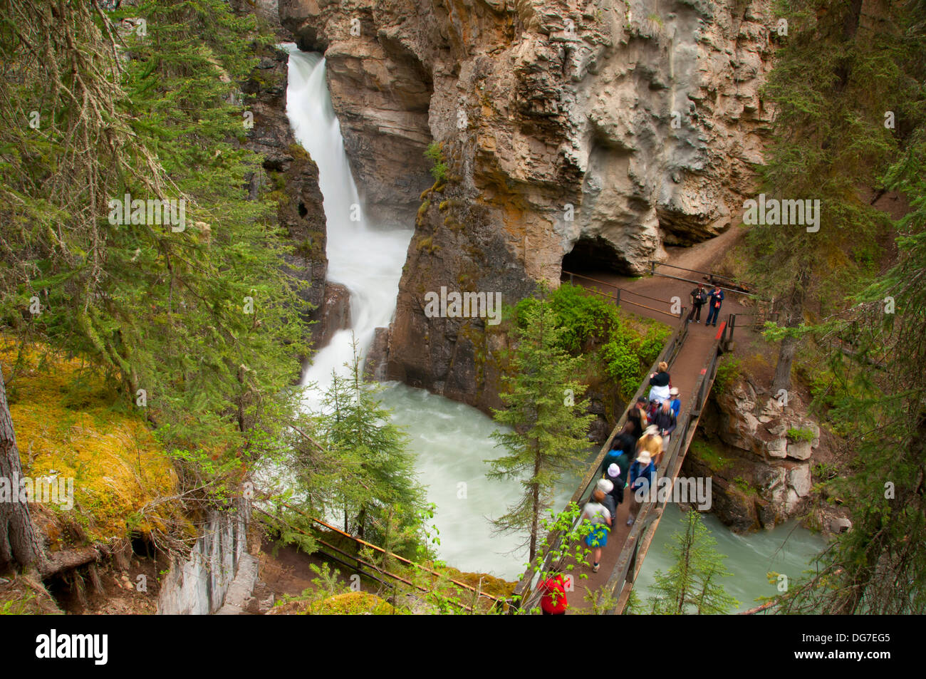 Johnston Canyon Falls High Resolution Stock Photography and Images - Alamy