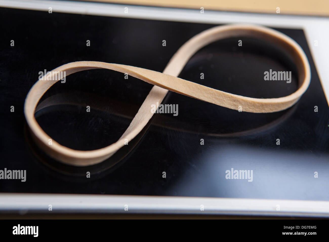 Infinity sign hi-res stock photography and images - Alamy