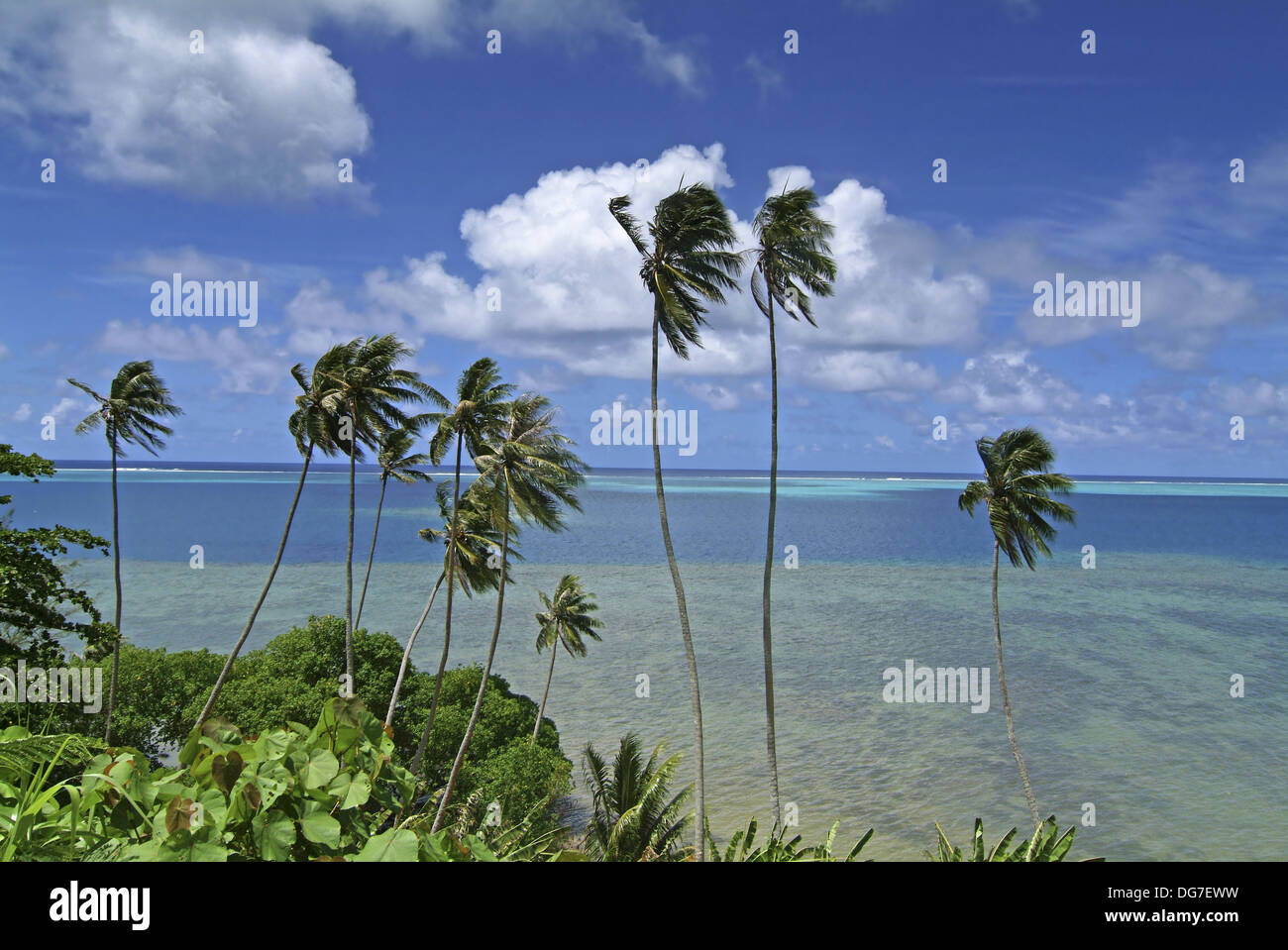 Raiatea lagoon hi-res stock photography and images - Alamy
