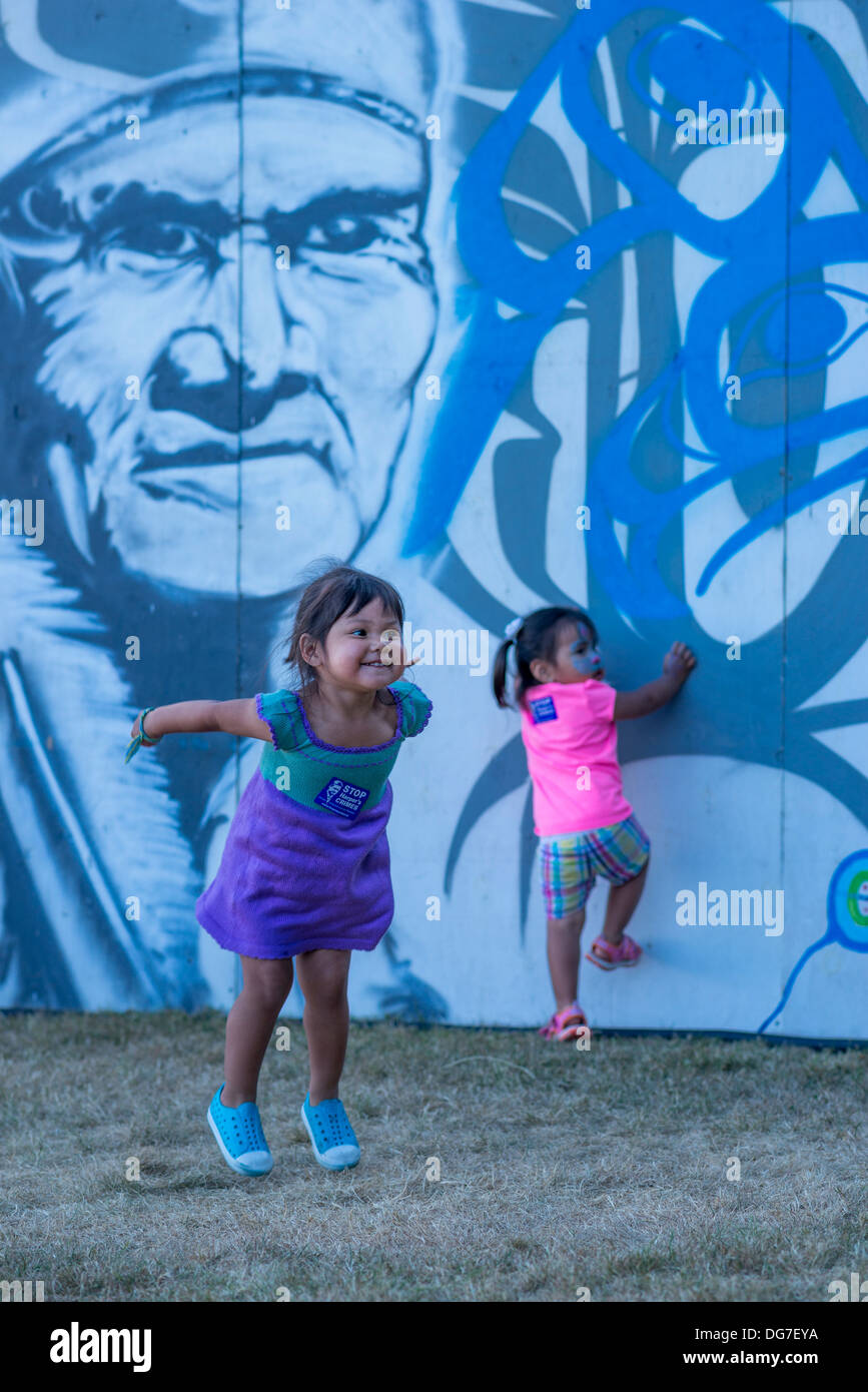 Chief dan george hi-res stock photography and images - Alamy