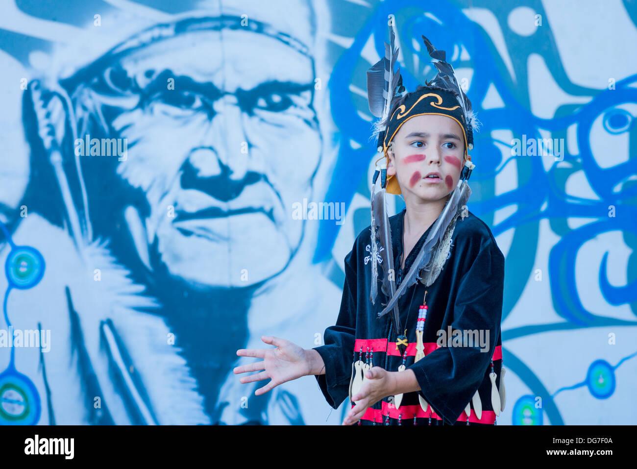Young coast salish first nations ceremonial dance dancer hi-res stock photography and images - Alamy