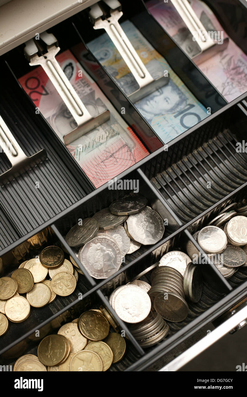 Empty cash register open hi-res stock photography and images - Alamy