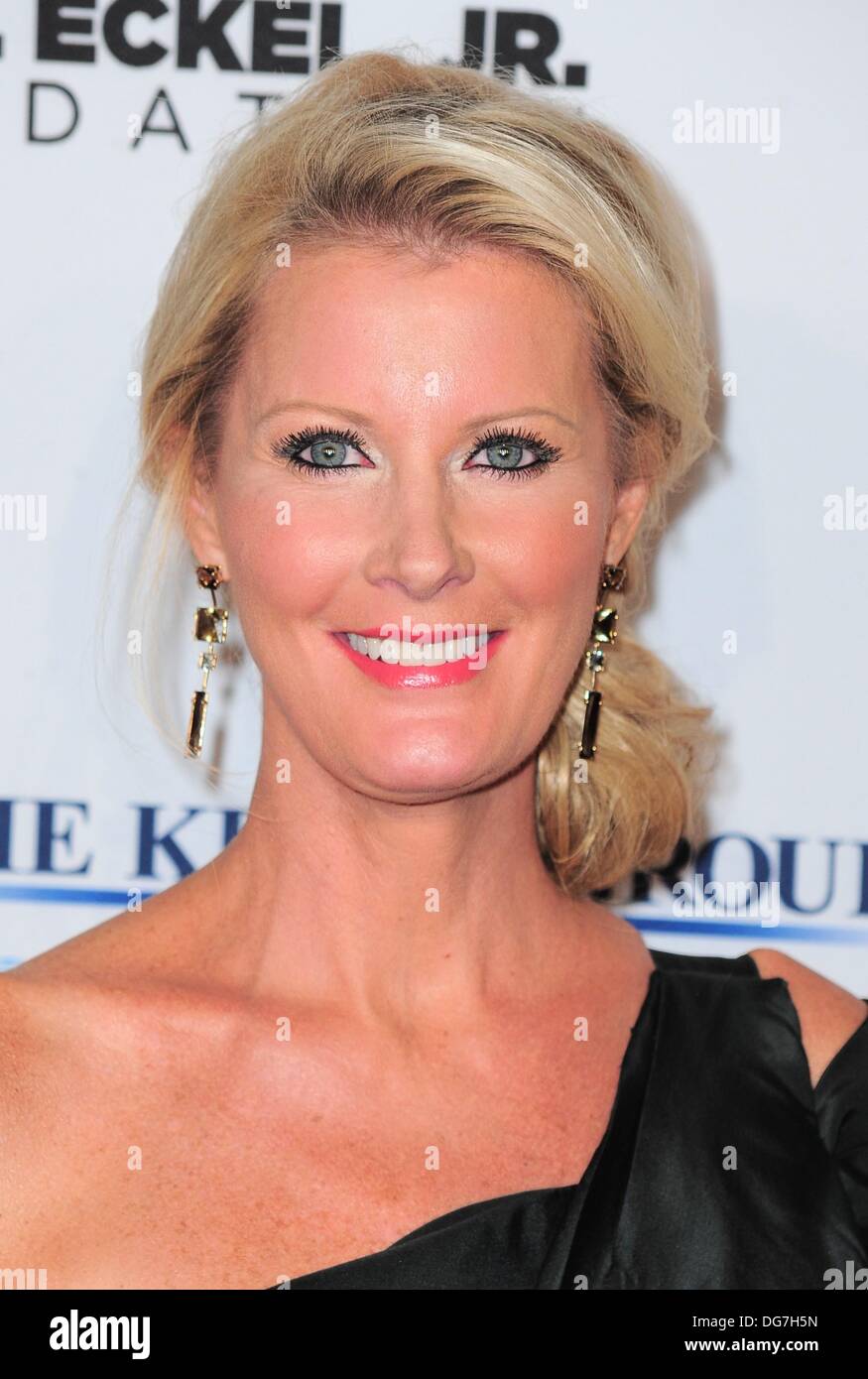 New York, NY, USA. 15th Oct, 2013. Sandra Lee at arrivals for Elton ...