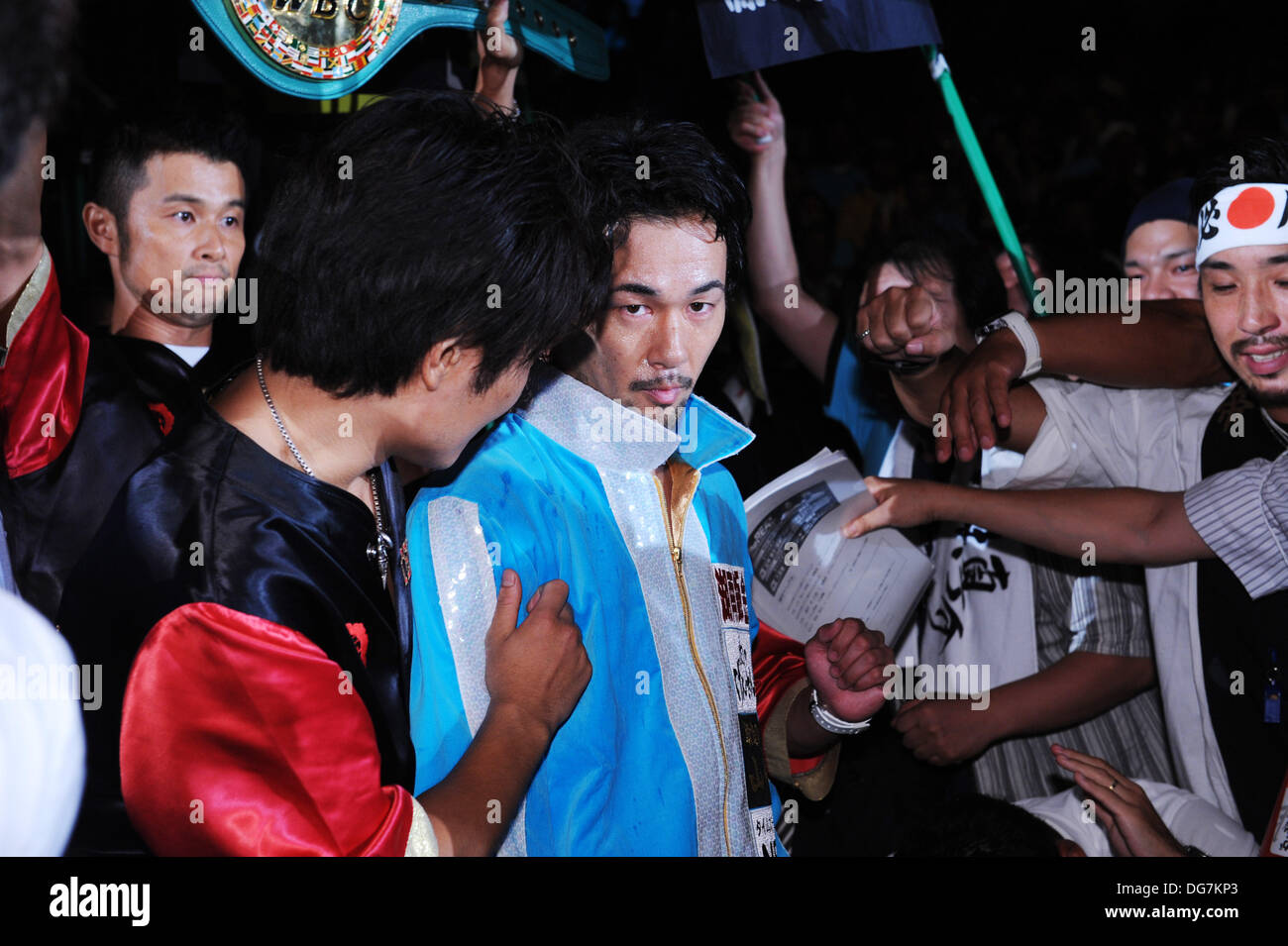 Tokyo, Japan. 12th Aug, 2013. (R-L) Shinsuke Yamanaka (JPN), Shin Yamato Boxing : Shinsuke ...