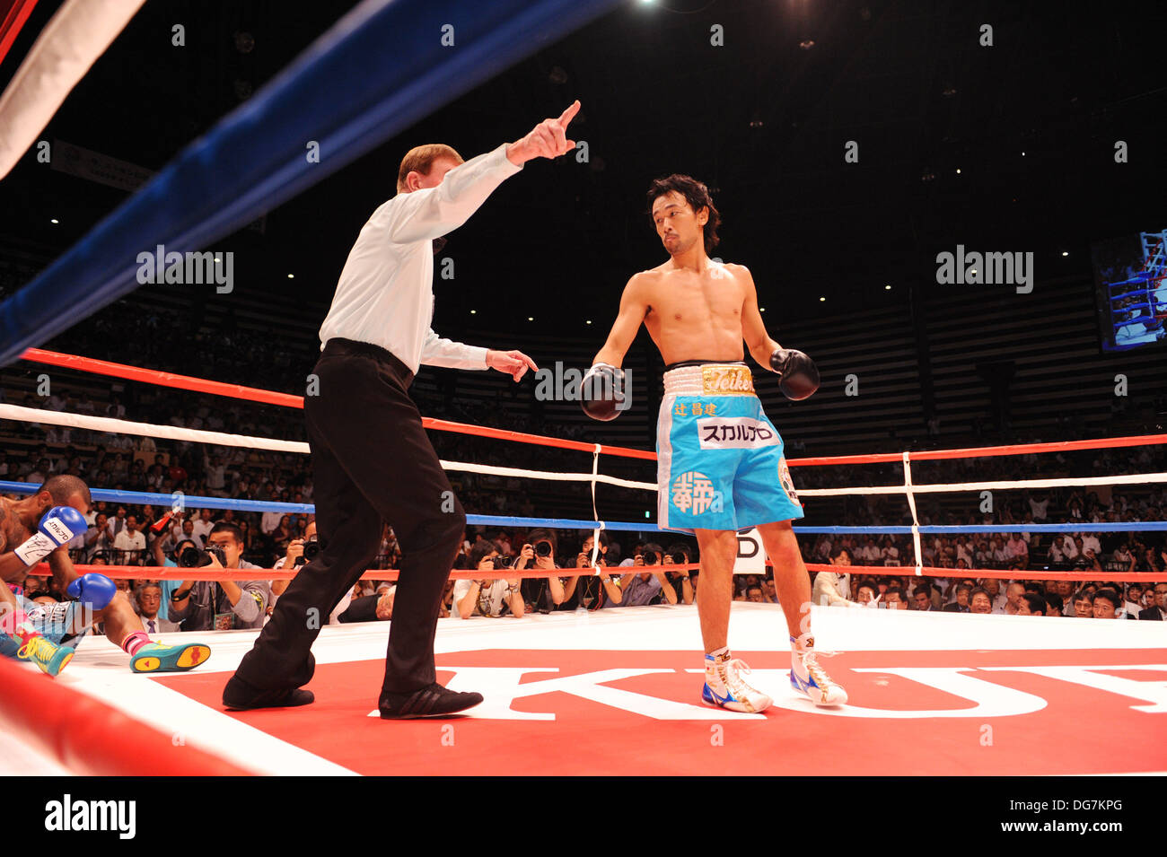 Tokyo, Japan. 12th Aug, 2013. Shinsuke Yamanaka (JPN), Jose Nieves (PUR ...