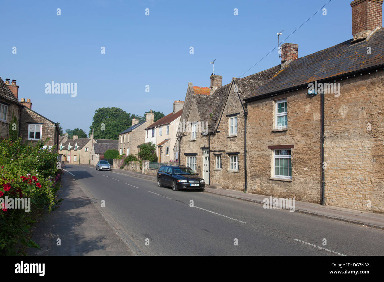 Bampton oxfordshire hi-res stock photography and images - Alamy