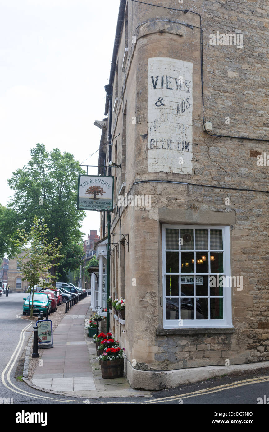 Dilapidated Signage High Resolution Stock Photography and Images - Alamy
