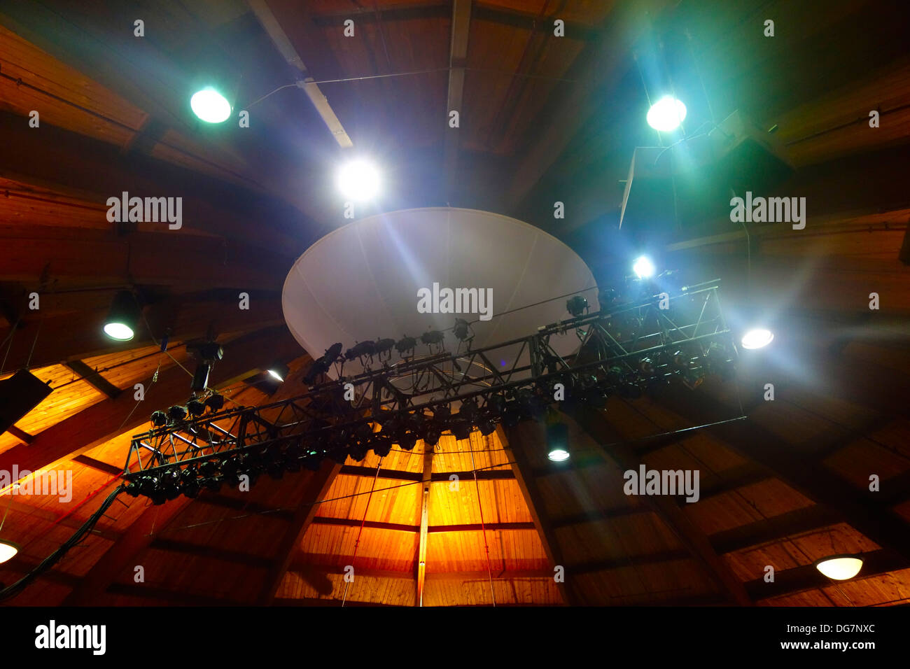 Stage lighting lights theatre hi-res stock photography and images - Alamy