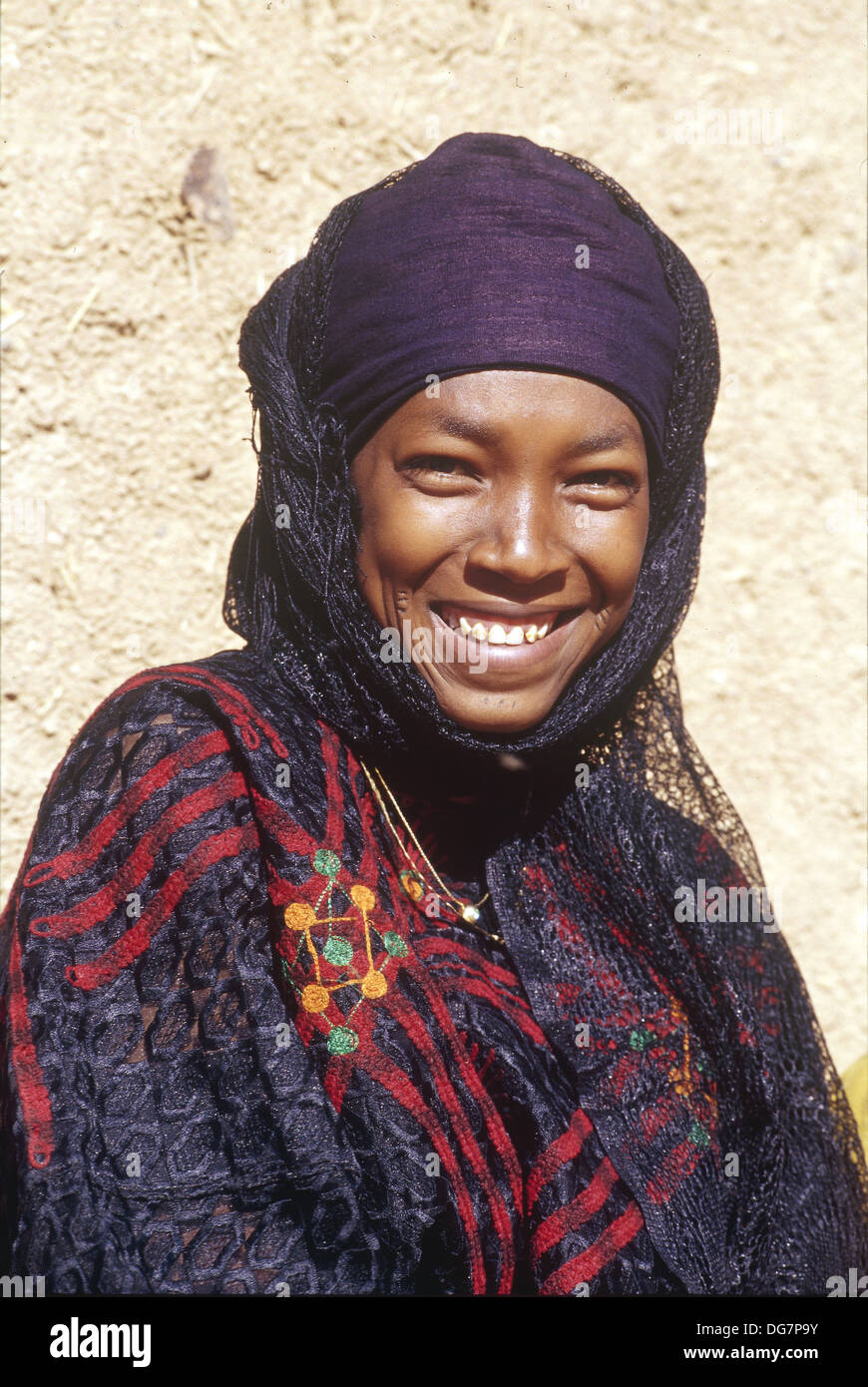 Tuareg woman niger hi-res stock photography and images - Alamy
