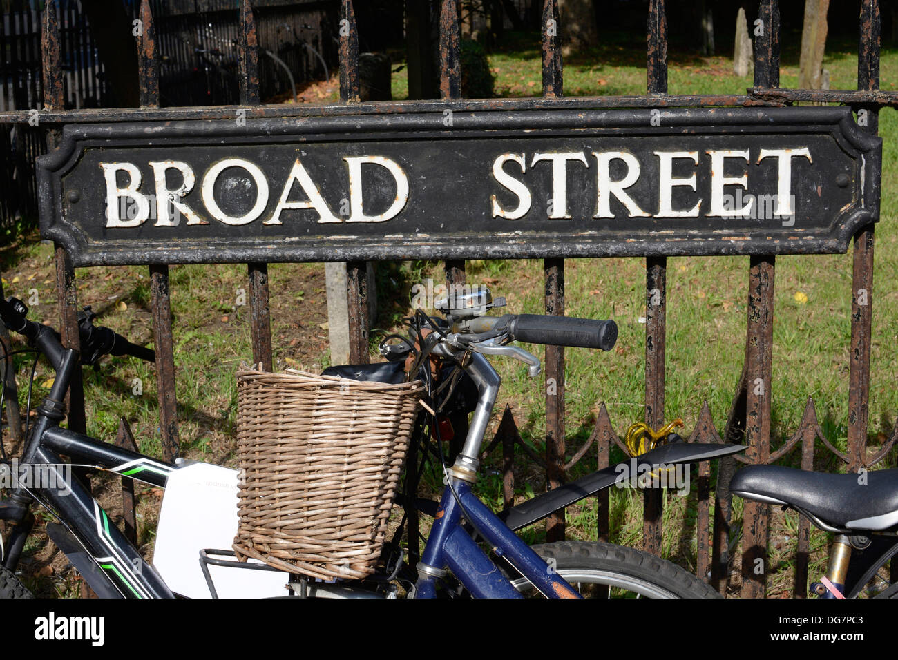 Broad Street sign on railings with bicycle. Oxford. England Stock Photo ...