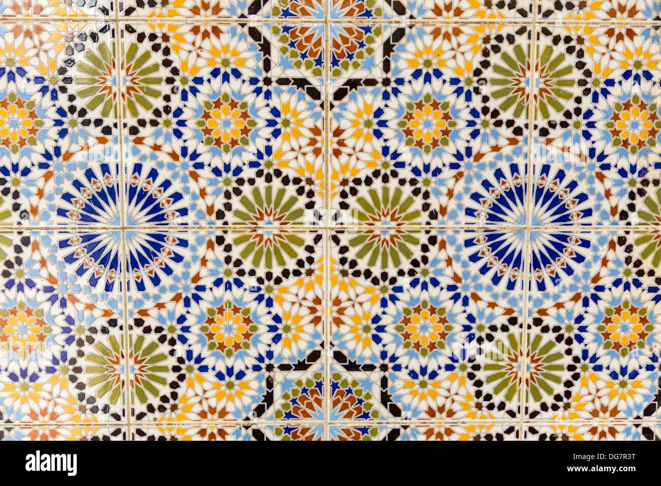 Moroccan tiles hi-res stock photography and images - Alamy