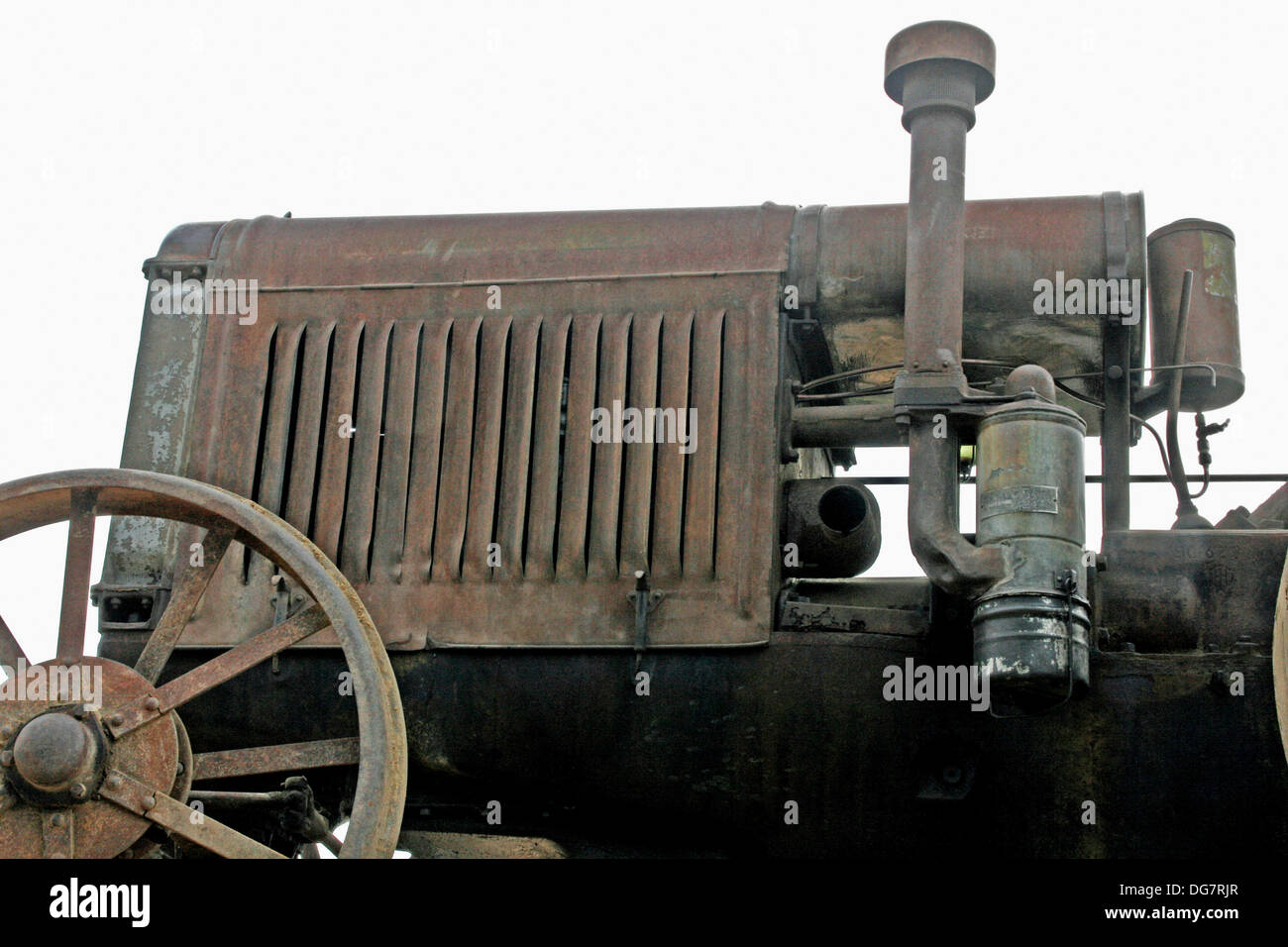 Motor, old tractor, agricultural machinery Stock Photo - Alamy