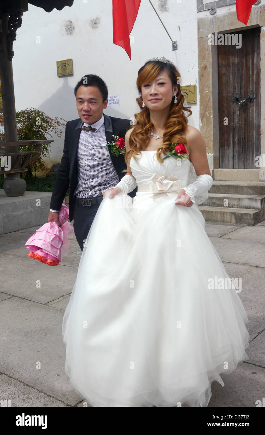 Chinese Couple at their wedding Photographed in Hangzhou, China Stock ...