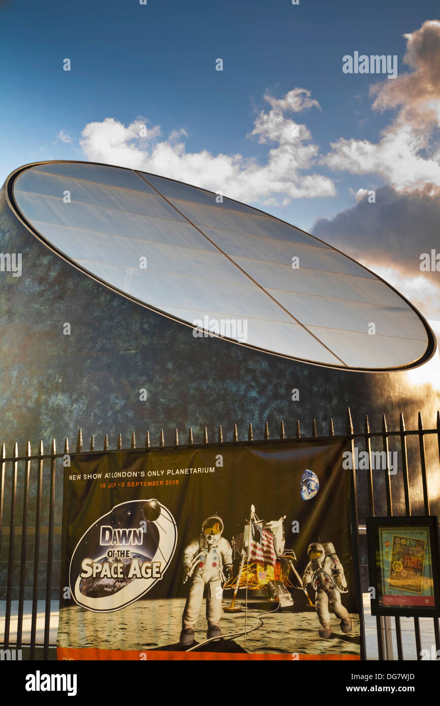 Royal observatory peter harrison planetarium hi-res stock photography ...