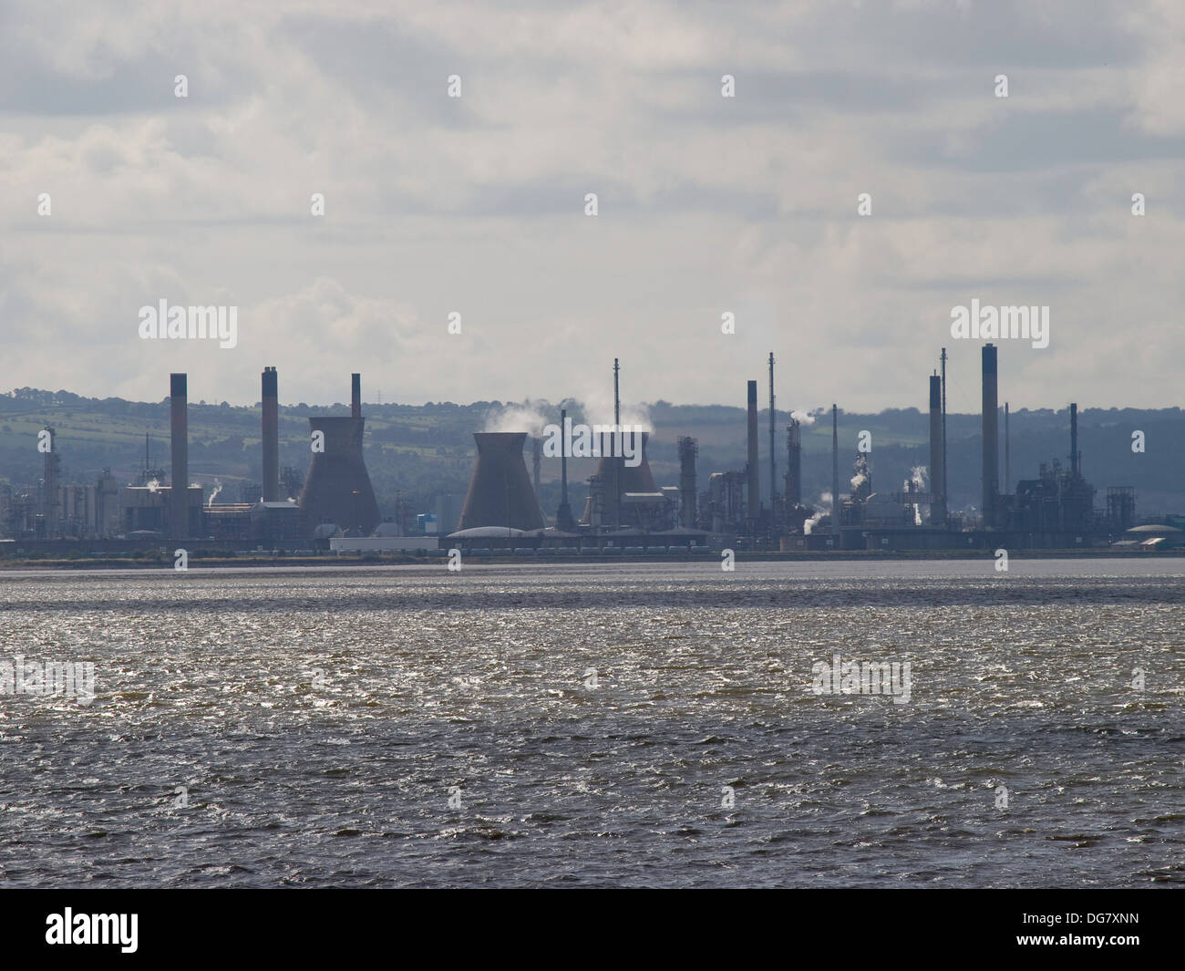 Grangemouth oil refinery Stock Photo - Alamy