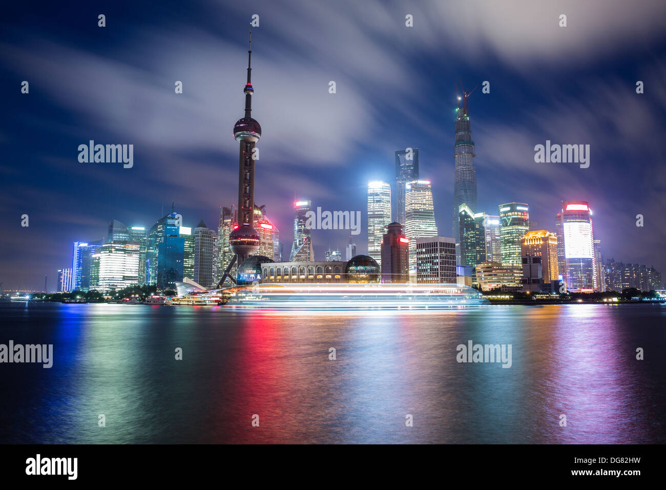 Shanghai scenery and bund scenery of the bund hi-res stock photography ...
