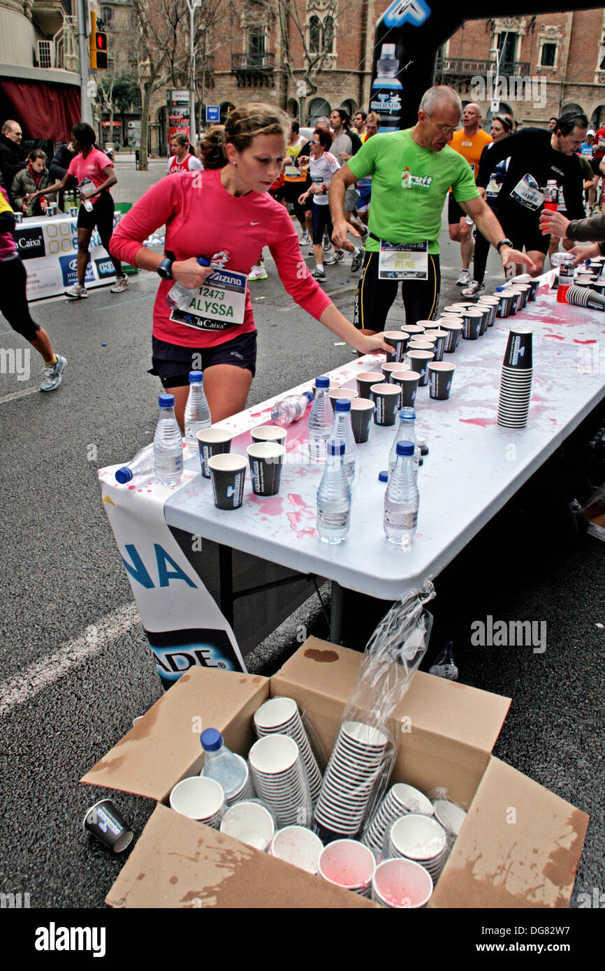 Marathon water table hi-res stock photography and images - Alamy