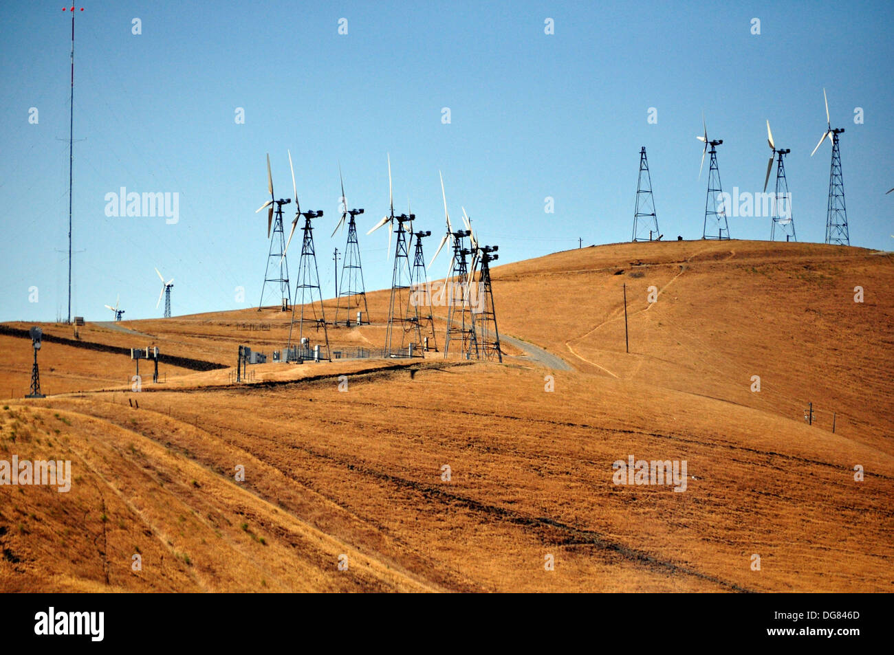 Wind powered electricity generator hi-res stock photography and images ...