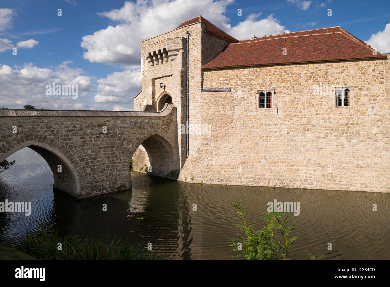 Gatehouse Leeds Castle High Resolution Stock Photography and Images - Alamy