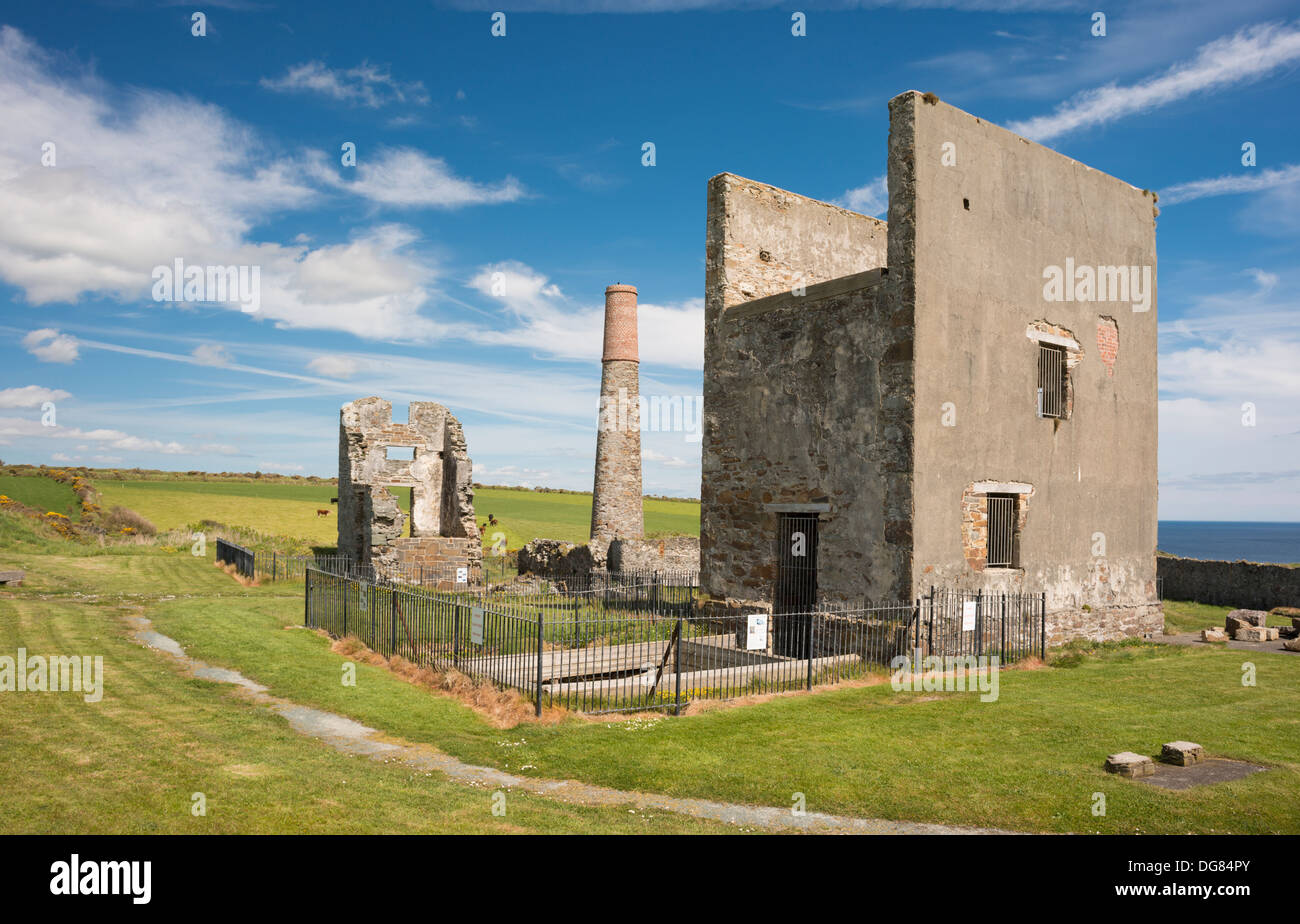 19th century ruined Cornish mine buildings at Tankardstown, in the ...