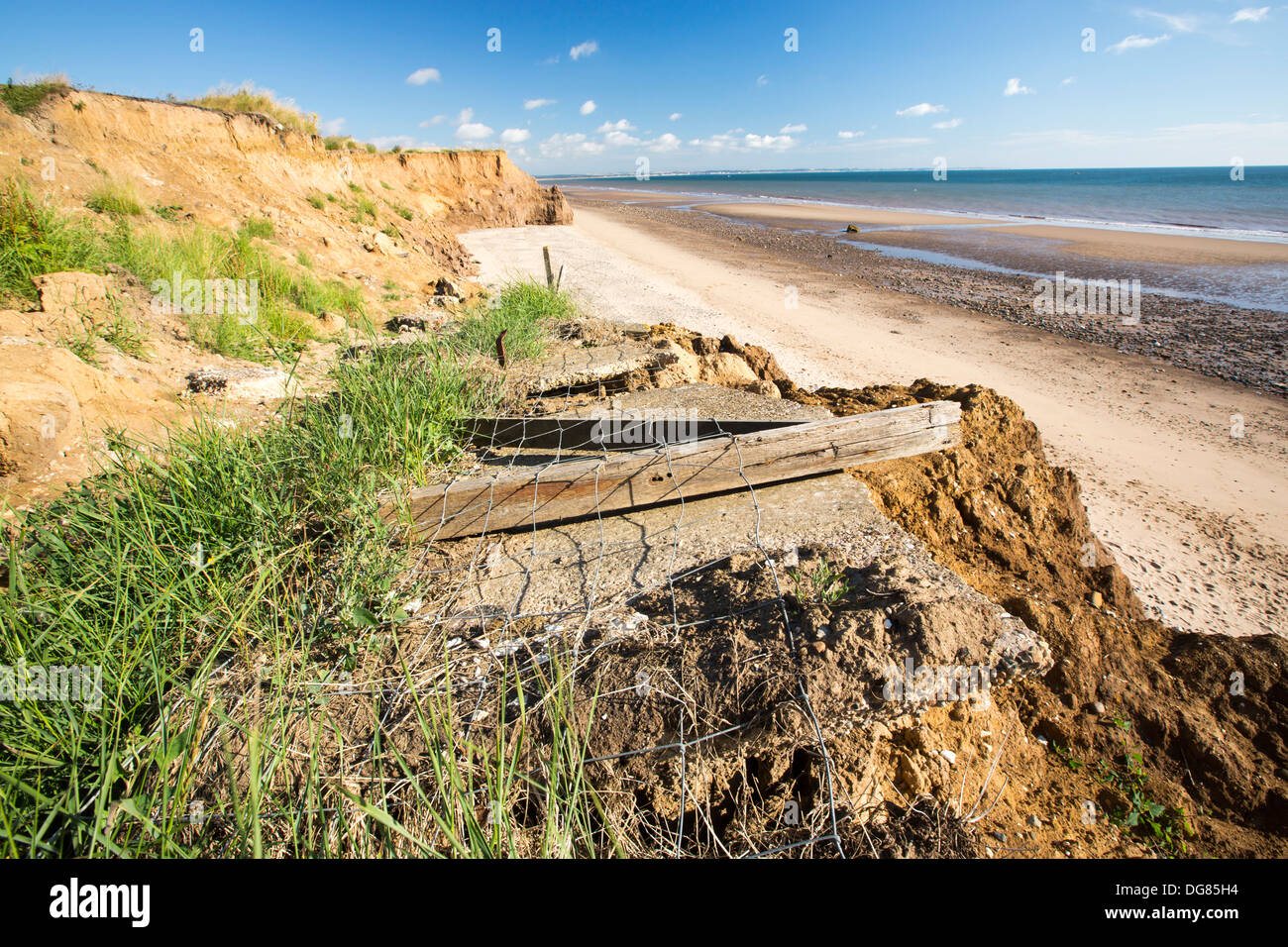 A coastal road at skipsea hi-res stock photography and images - Alamy