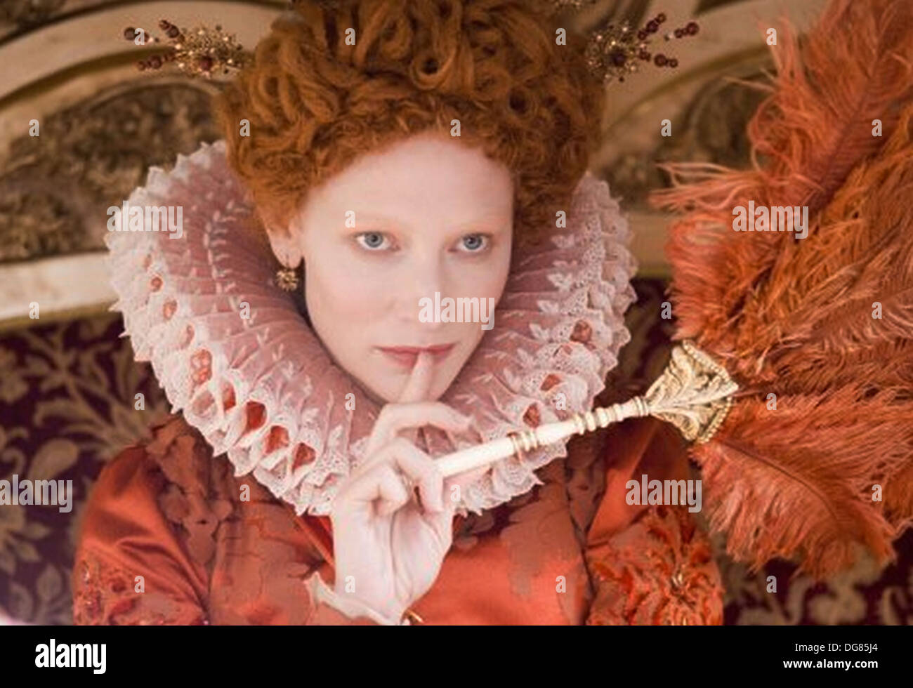 Cate blanchett as queen elizabeth i film title elizabeth hi-res stock ...