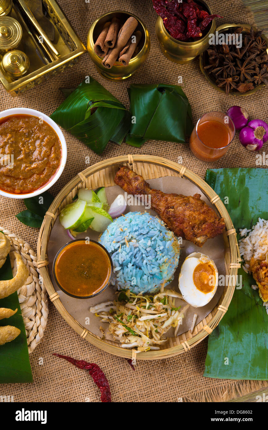 Nasi ulam hi-res stock photography and images - Alamy