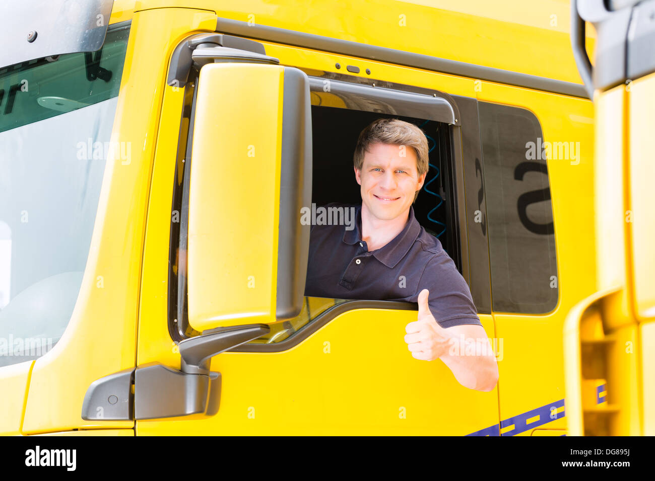Truck drivers fleet hi-res stock photography and images - Alamy