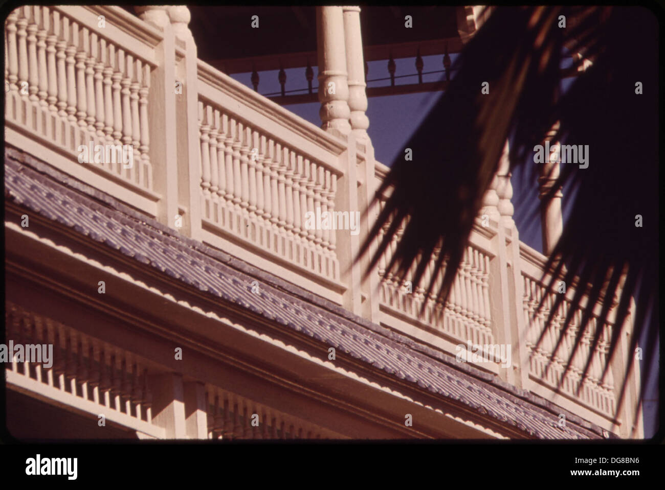 DETAIL OF ONE OF THE HISTORIC HOUSES OF KEY WEST. DESIGNED IN THE STYLE ...