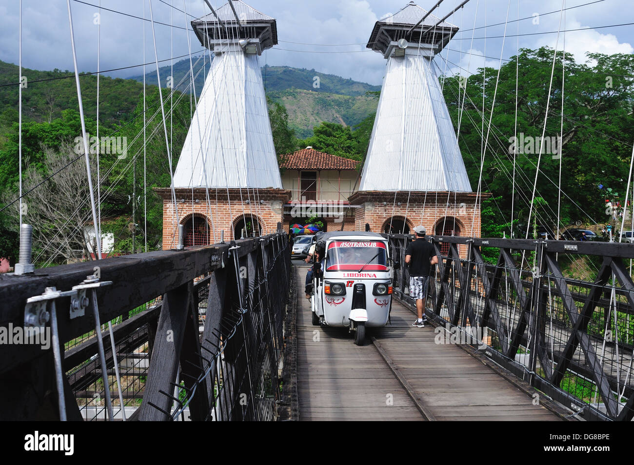 Puente de Occidente - Cauca river in SANTA FE de ANTIOQUIA - COLOMBIA ...