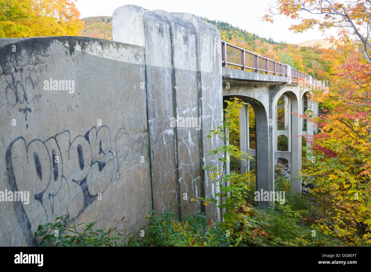 The old U.S. Route 3 bridge which crosses over Lafayette Brook in the ...