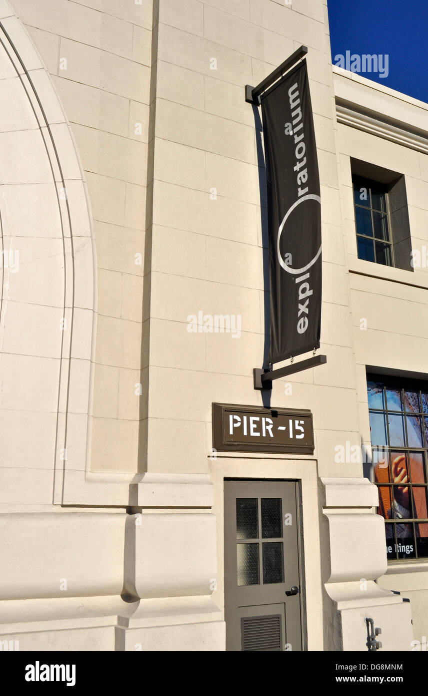 Exploratorium Museum sign at Pier 15 in San Francisco Stock Photo - Alamy